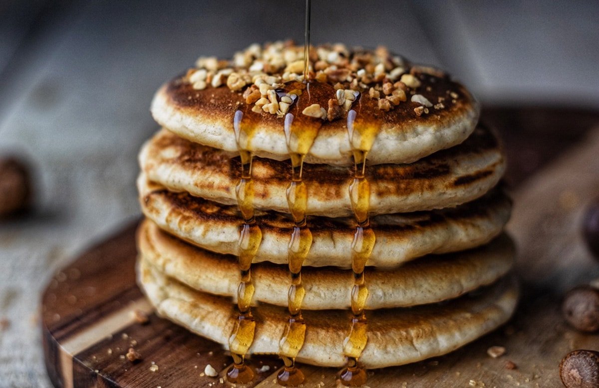 Pancakes à la purée crue amande crunchy by Beautyfood cooking - Perl'Amande